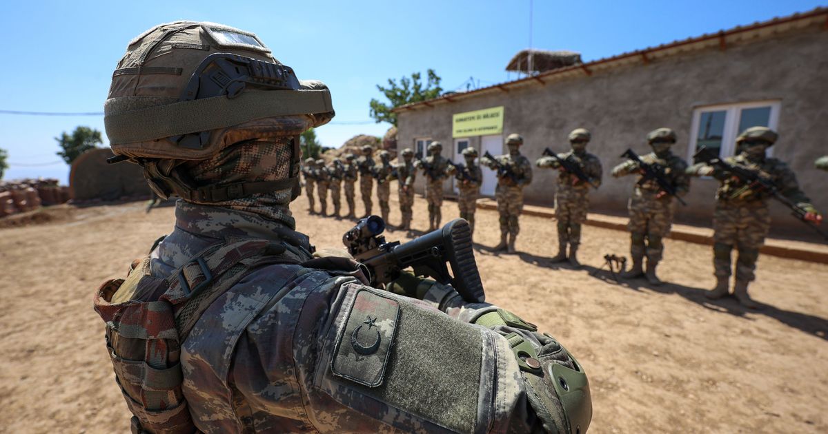 Rethinking Civil-Military Relations in Turkey - Stiftung Wissenschaft ...