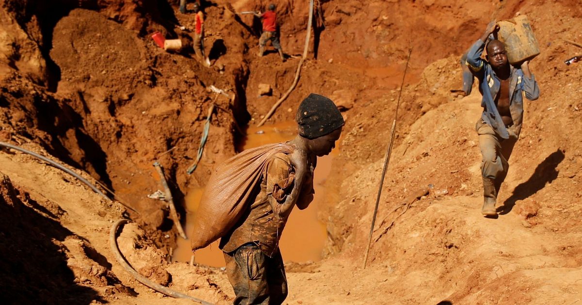 Crisis, Mbingas and Artisanal Small-Scale Mining in Zimbabwe - Stiftung ...